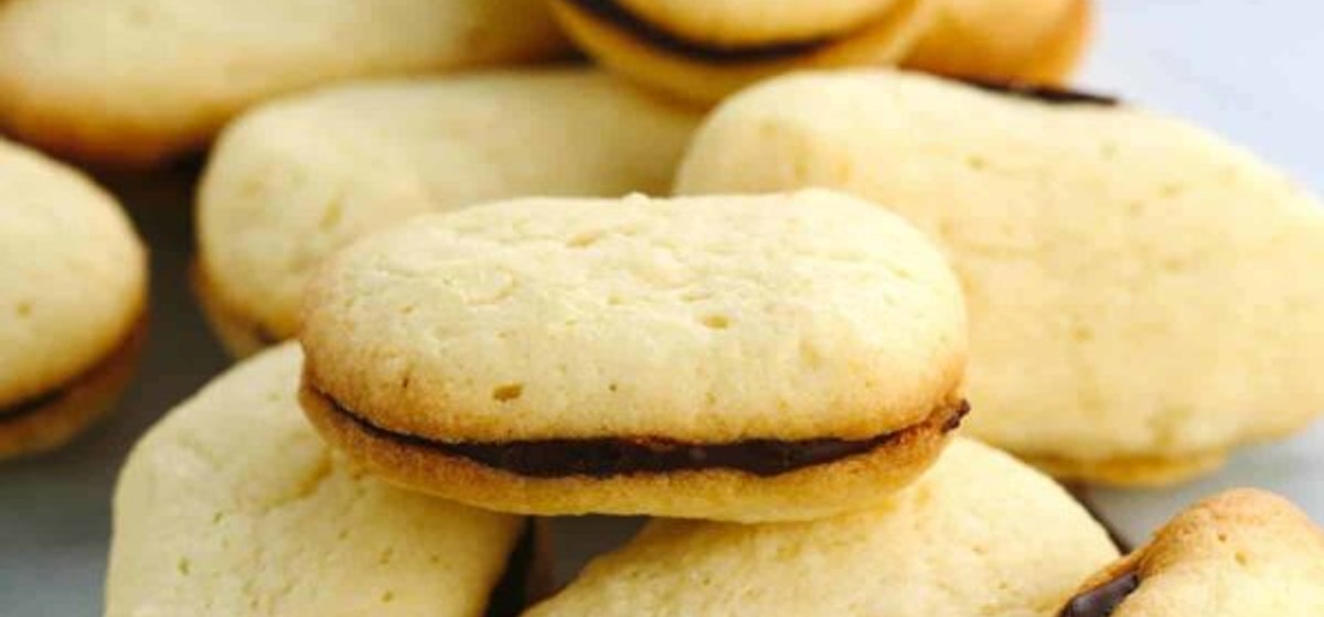 Homemade Mint Chocolate Milano Cookies Recipe | SideChef