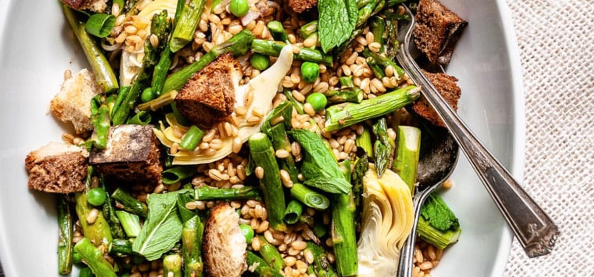 Fresh Spring Green Salad Recipe | SideChef