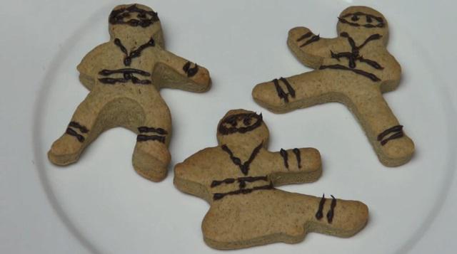 Ninja Gingerbread Men Recipe | SideChef