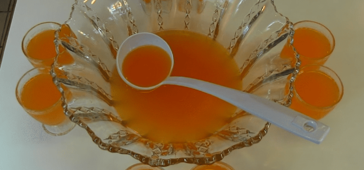 Pineapple-Orange Springtime Punch Recipe | SideChef
