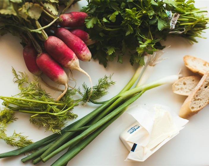 French Radish and Butter Toastet Recipe | SideChef