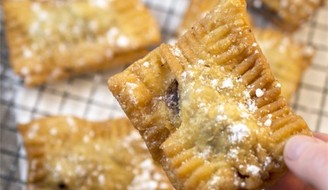 Deep Fried Blueberry Pies Recipe | SideChef