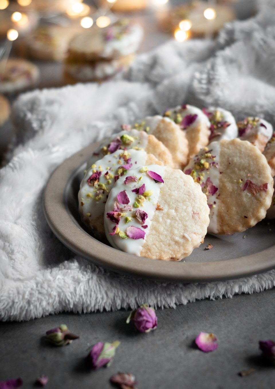 Rose Shortbread Cookies Recipe | SideChef