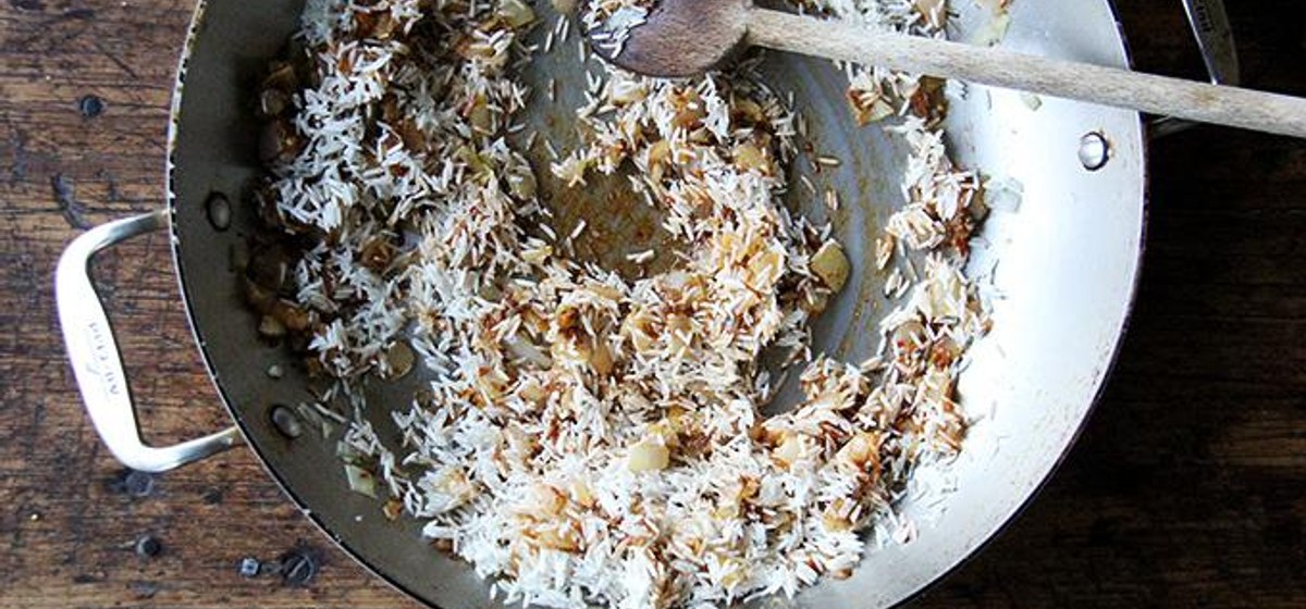 Moroccan-Spiced Chicken and Rice with Dates and Pistachios Recipe ...