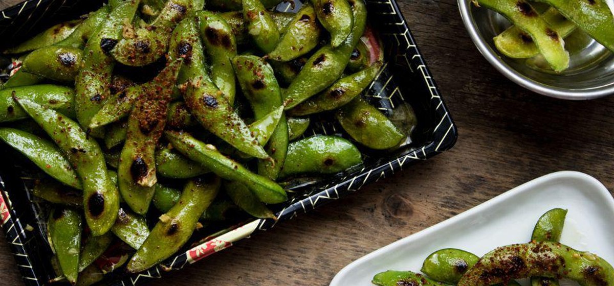 Buttery Lemon Garlic Charred Edamame Recipe | SideChef
