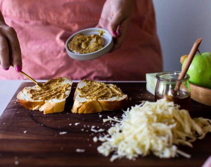 Tart Apple Jack Grilled Cheese Sandwich Recipe | SideChef