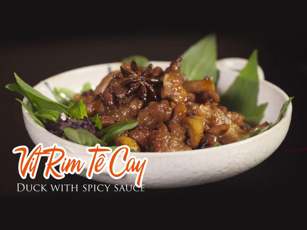 Duck with Spicy Sauce Recipe | SideChef