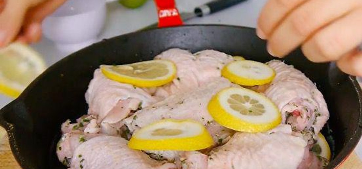 Lemon & Rosemary Roast Chicken with White Wine Recipe | SideChef