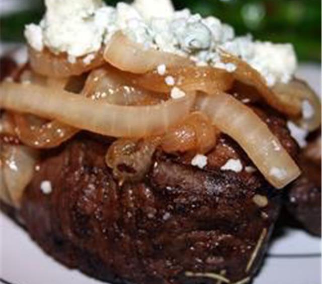 Blue Cheese Filet Mignon Recipe | SideChef