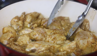 Pollo Guisado Dominicano (Dominican Stewed Chicken) Recipe | SideChef