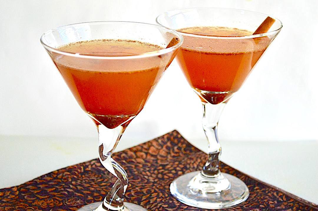 Spiced Apple Brandy Cocktail Recipe | SideChef