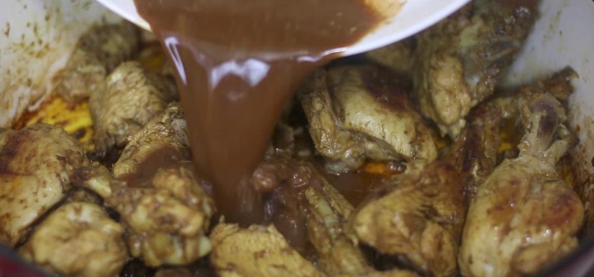 Dominican Stewed Chicken Recipe | SideChef