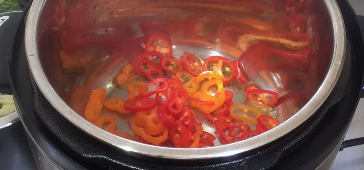 7 Minute Pressure Cooker Cabbage Recipe | SideChef