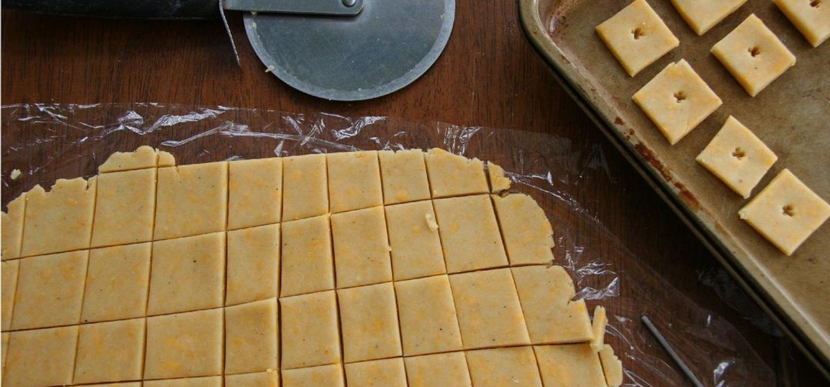 Homemade Cheese-Its Recipe | SideChef