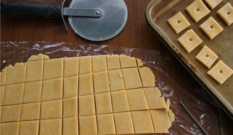 Homemade Cheese-Its Recipe | SideChef