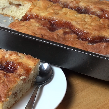 Jam Donut Tray Bake Recipe | SideChef