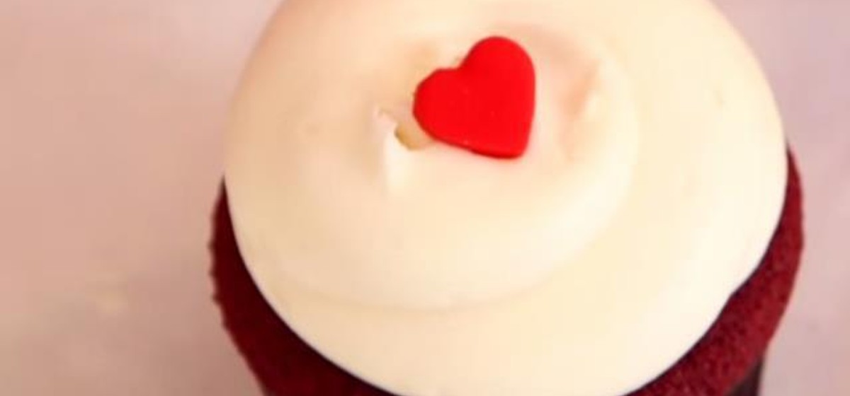 Georgetown Cupcake's Red Velvet Cupcake Recipe | SideChef