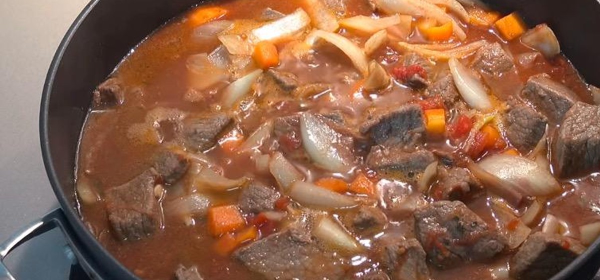 Easy Beef Hot Pot Recipe | SideChef