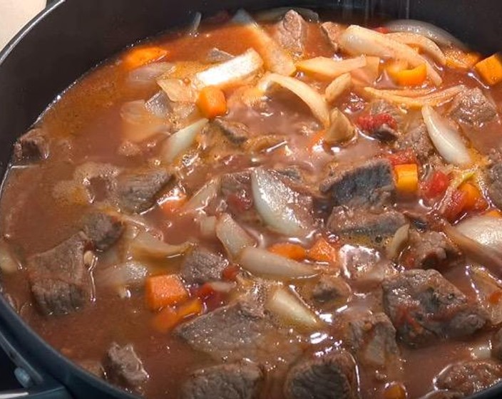 Easy Beef Hot Pot Recipe | SideChef