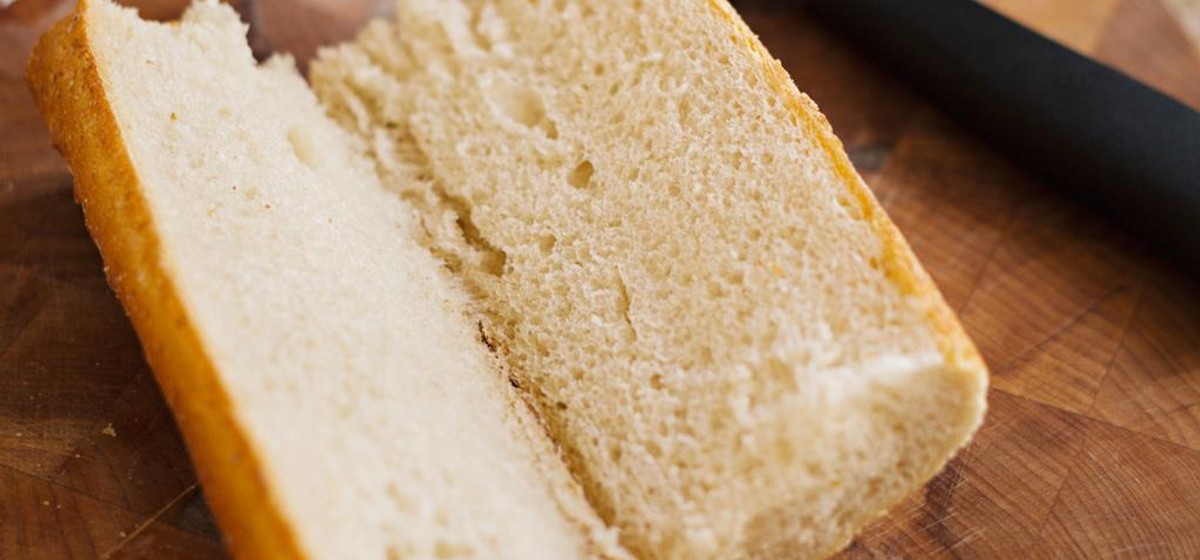 Peach, Prosciutto, and Basil Sandwich Recipe | SideChef