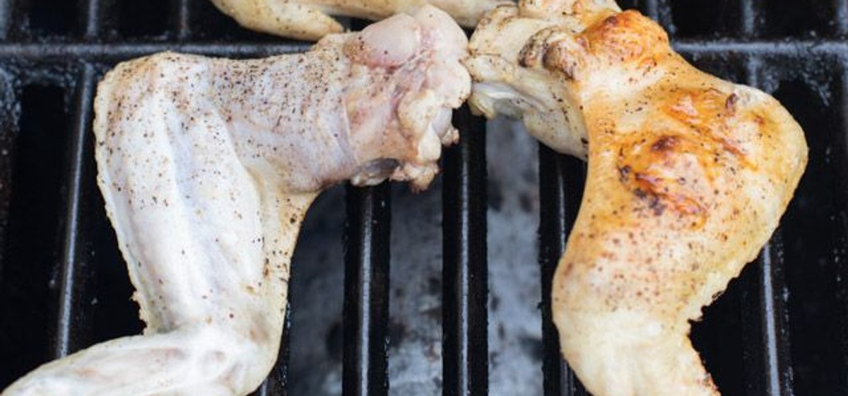Grilled Memphis BBQ Chicken Wings Recipe | SideChef