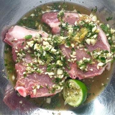 Grilled Pork Chops with Garlic Lime Mojo Recipe | SideChef