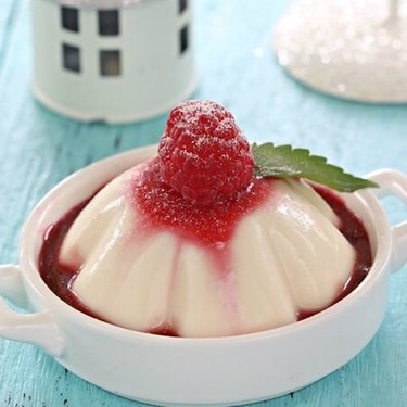 Raspberry Panna Cotta Recipe | SideChef