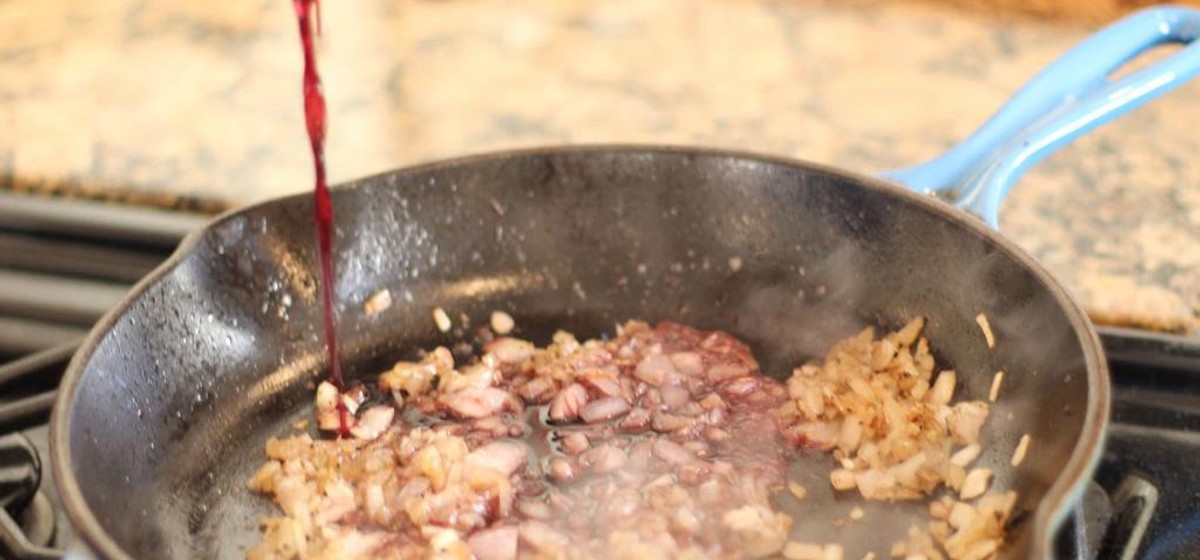 Pan Seared Angus Filets with Red Wine & Rosemary Sauce Recipe | SideChef