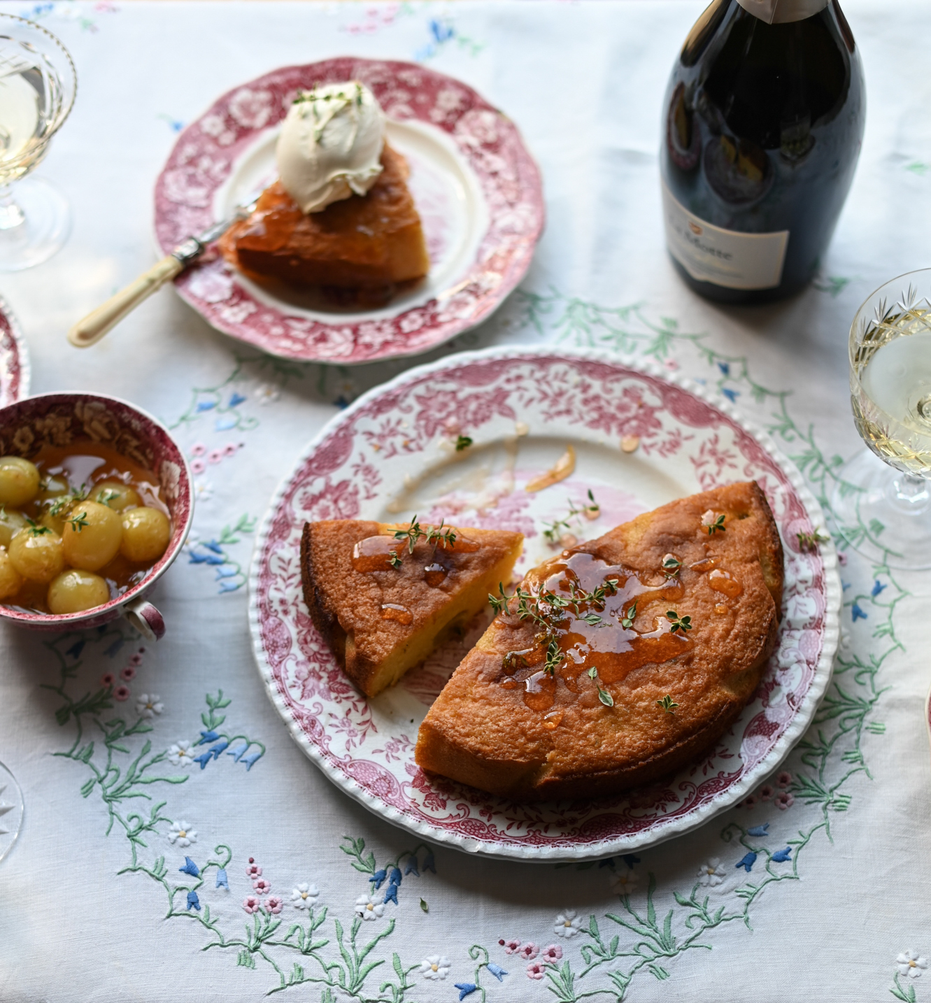 Almond and White Grape Cake Recipe | SideChef