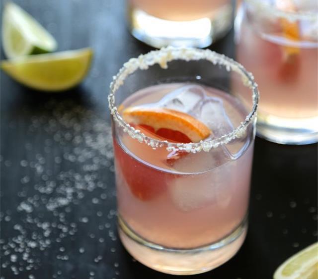 Grapefruit Margarita with Ginger Salt Rim Recipe | SideChef