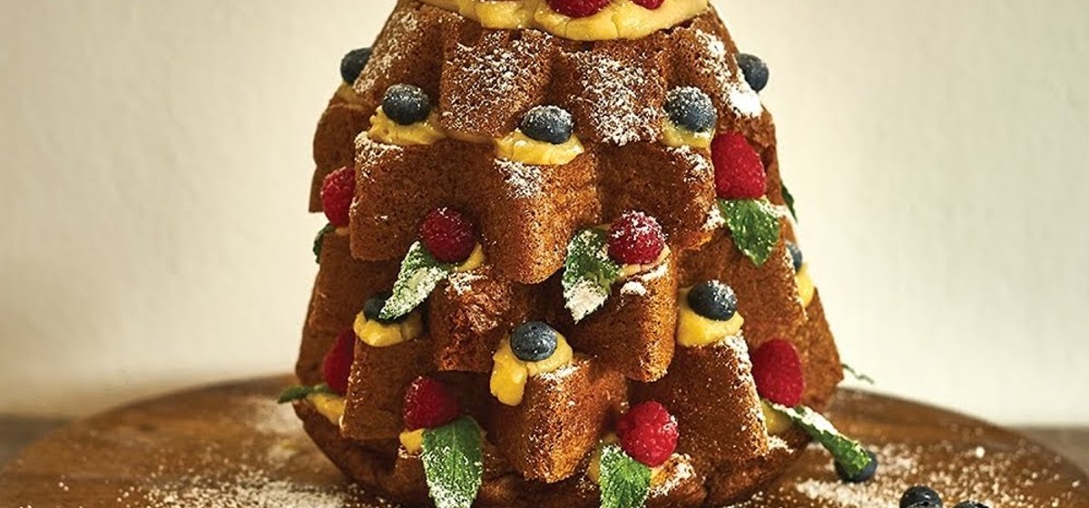 Italian Christmas Cake Recipe | SideChef