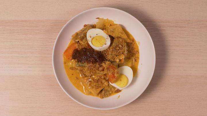 Quick and Easy Lontong Recipe | SideChef