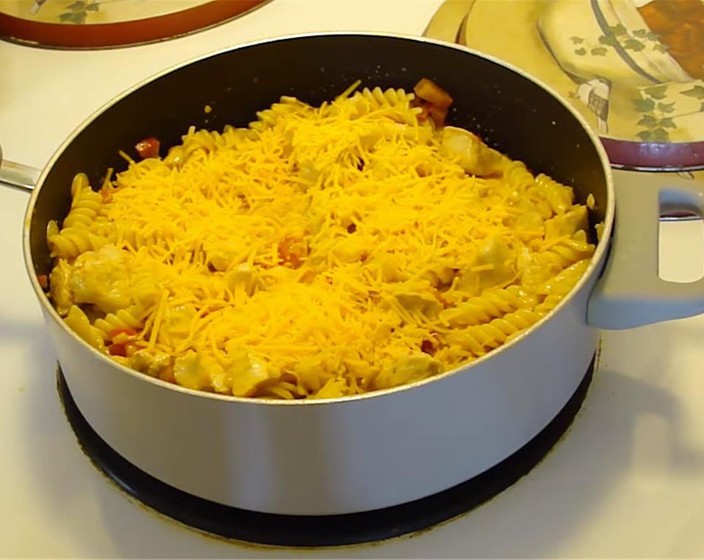 Fiesta Chicken Pasta Recipe | SideChef