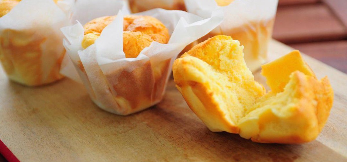 Paper Wrapped Chinese Sponge Cake Recipe | SideChef