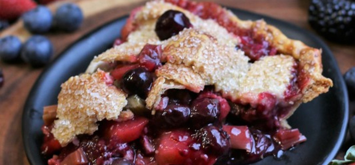 Fruit of the Forest Pie Recipe | SideChef