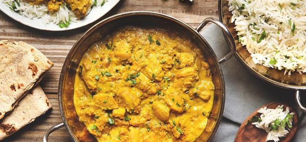 Creamy Chicken Korma with Cilantro Rice and Naan Recipe | SideChef