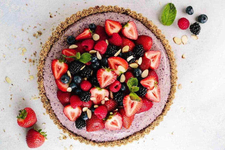 Fresh Berry Tart with Blueberry Yogurt Recipe | SideChef
