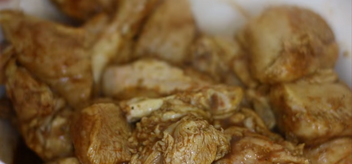 Pollo Guisado Dominicano (Dominican Stewed Chicken) Recipe | SideChef