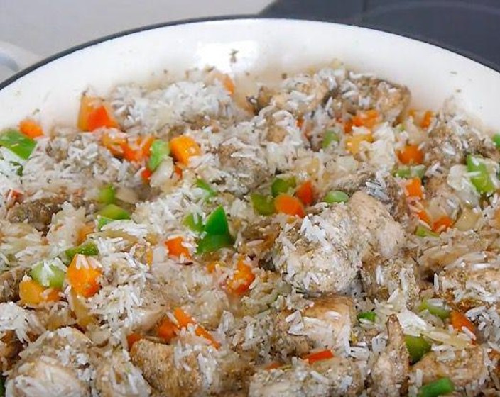 Rice and Chicken Venezuelan Style Recipe | SideChef