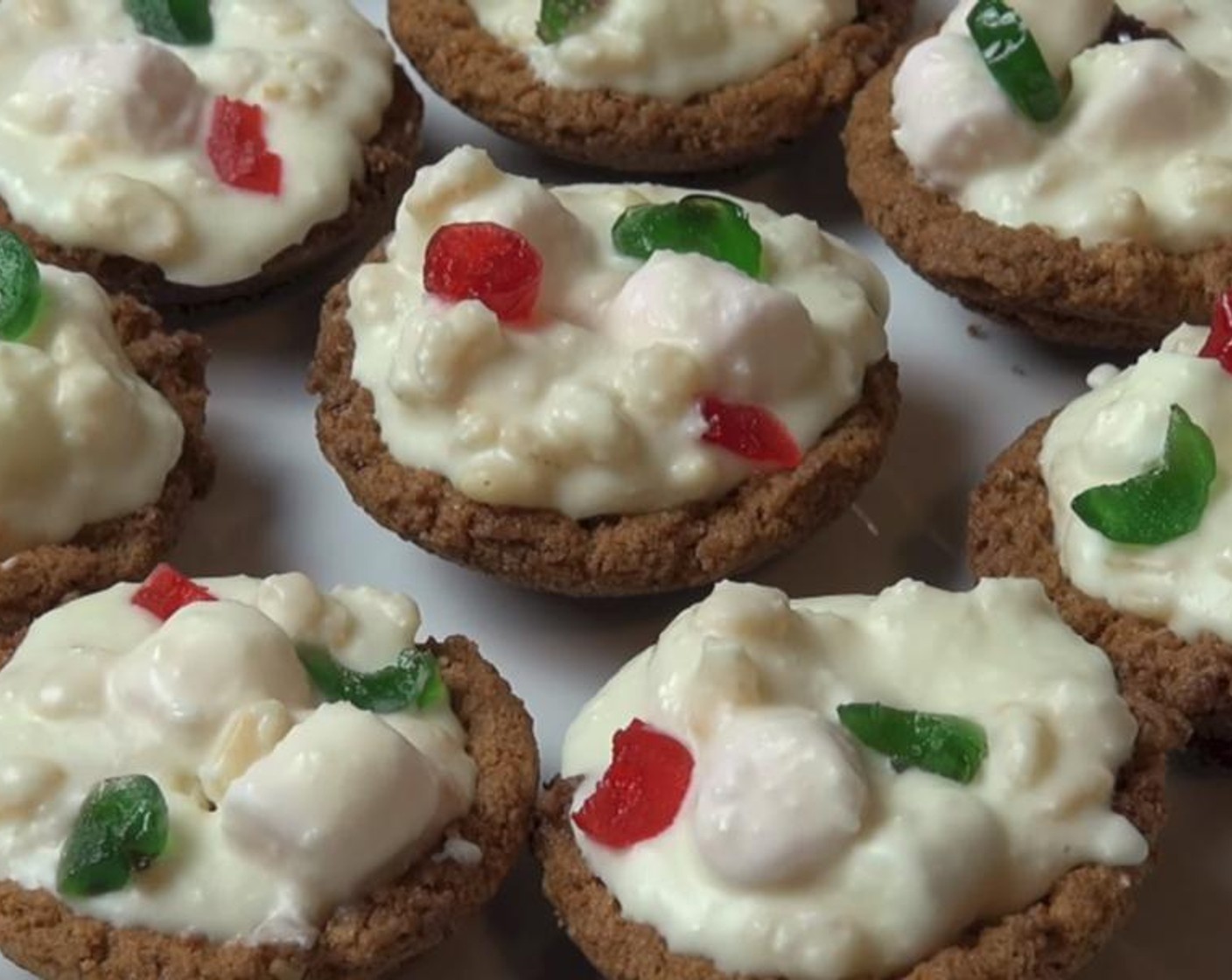 White Christmas Tartlets Recipe | SideChef