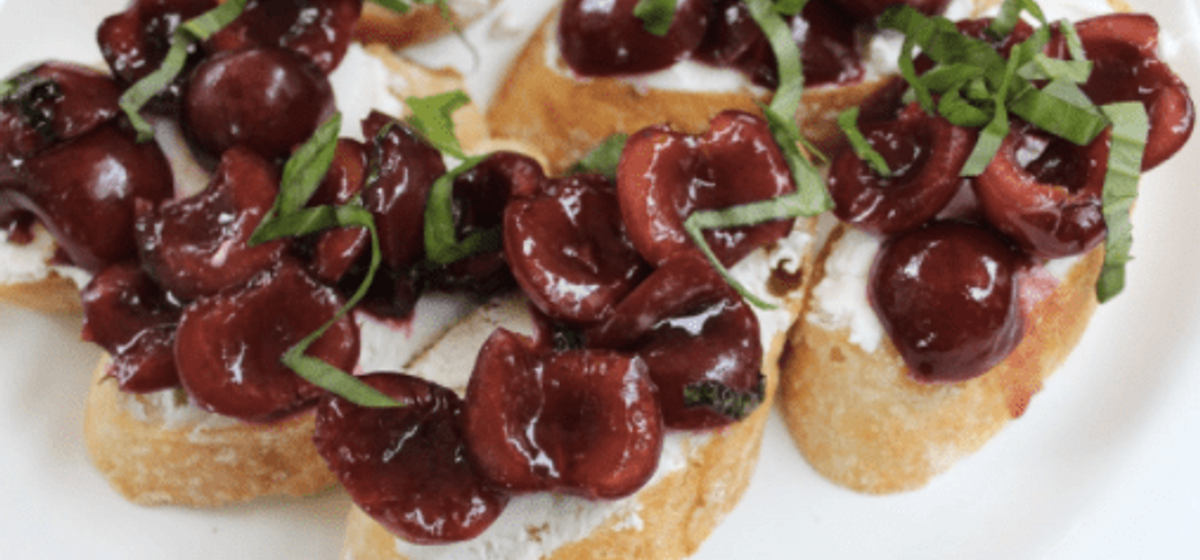 Balsamic Cherry and Goat Cheese Crostini Recipe | SideChef