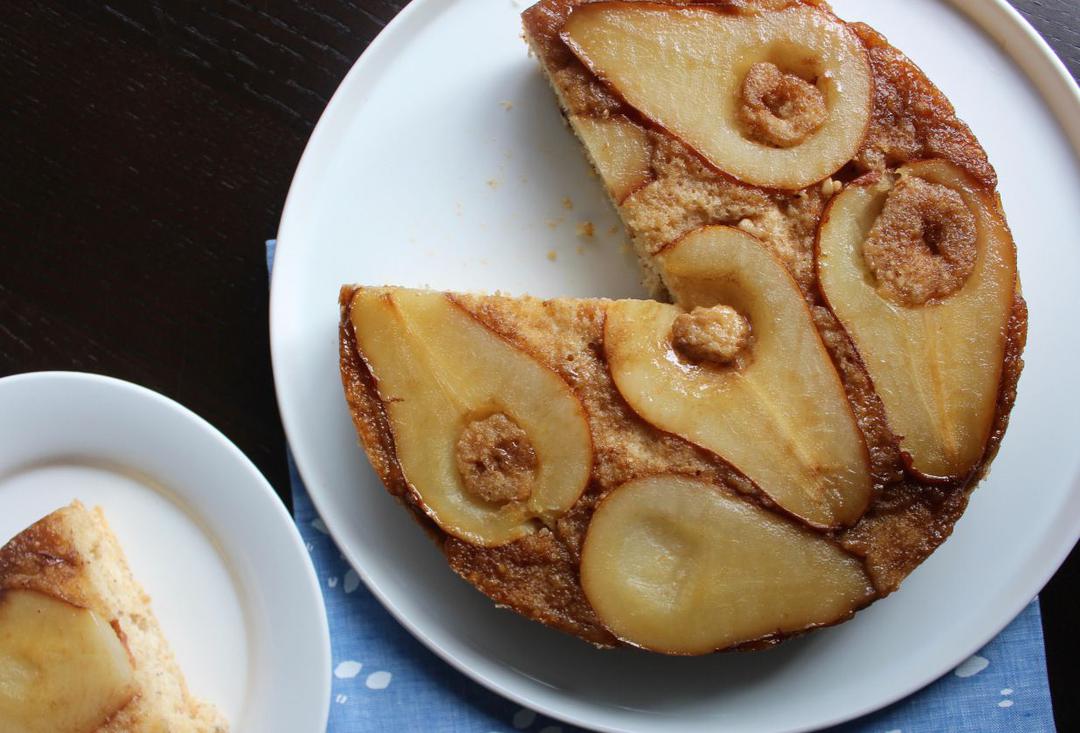 Pear and Hazelnut Cake Recipe | SideChef