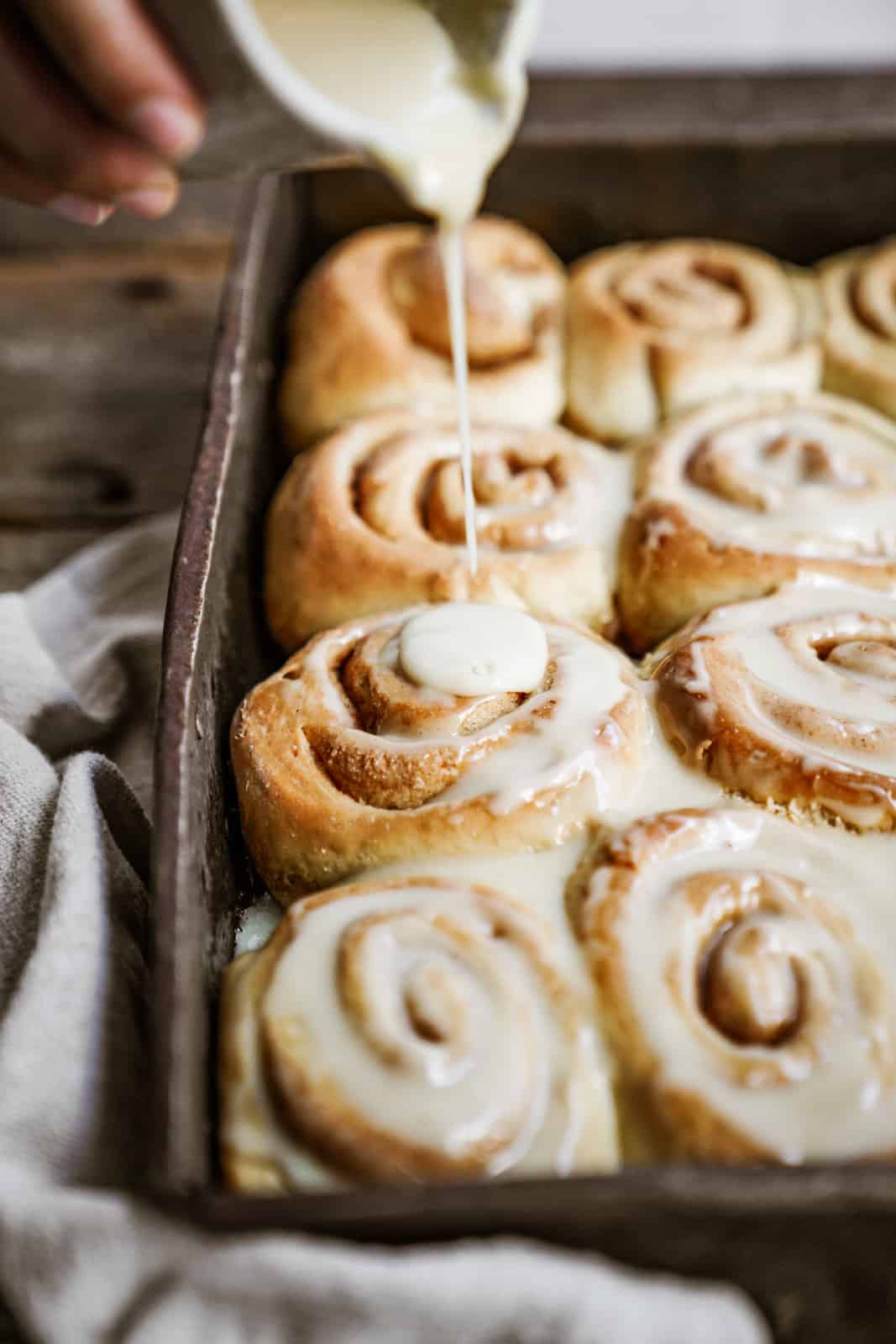 Vegan Vanilla Chai Cinnamon Buns Recipe | SideChef