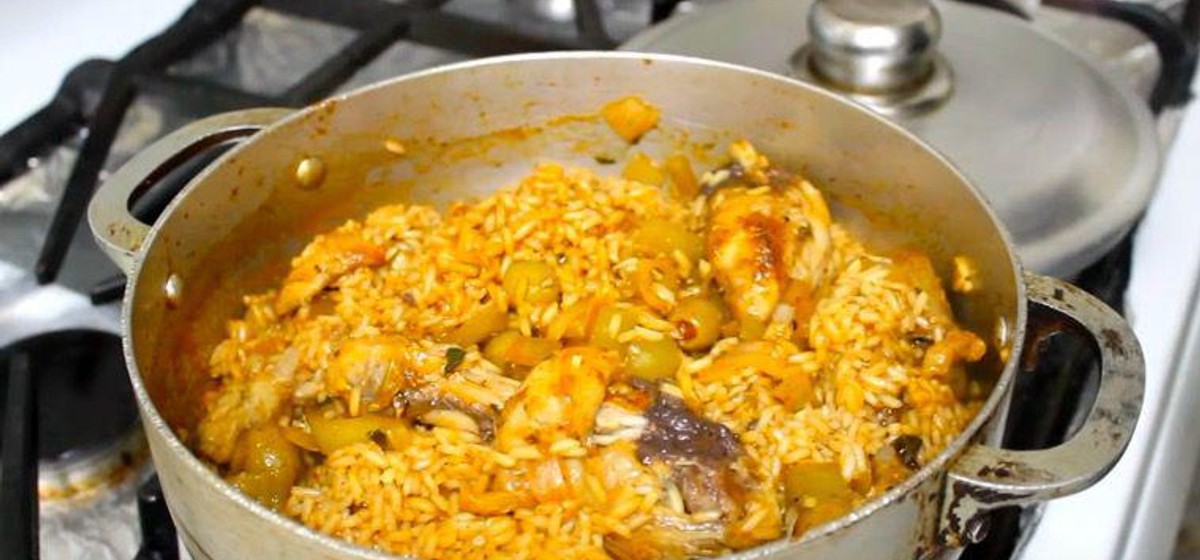 Dominican-Style Chicken and Rice Recipe | SideChef