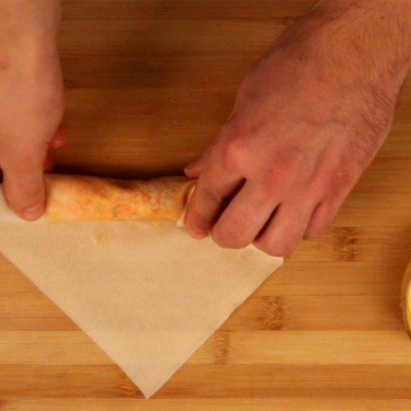 Buffalo Chicken Spring Rolls Recipe | SideChef