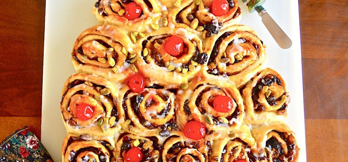 Chelsea Bun Christmas Tree Recipe | SideChef