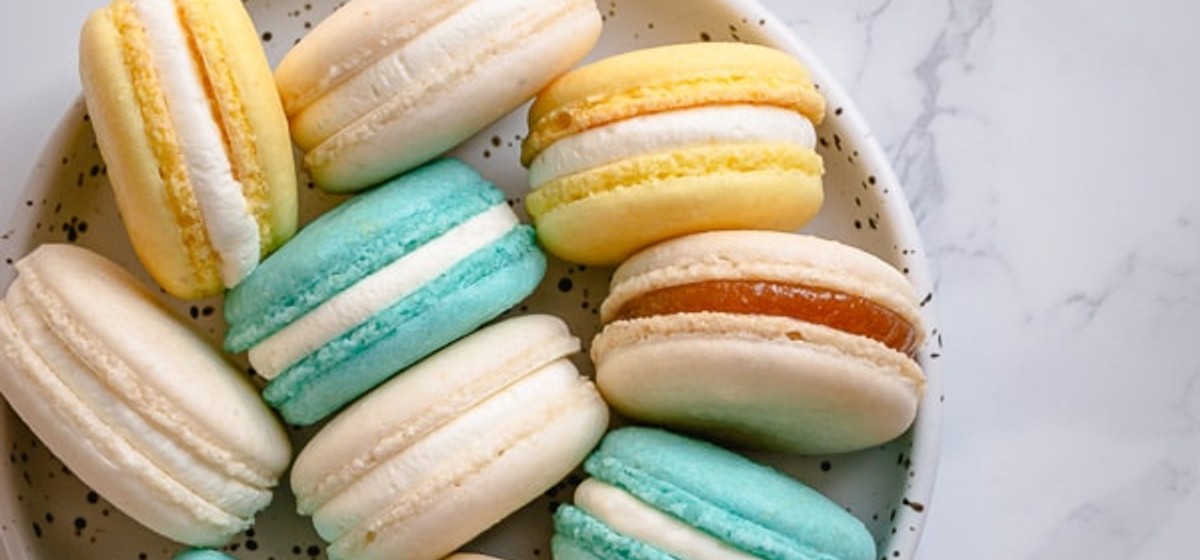 Basic French Macarons with Buttercream Filling Recipe | SideChef
