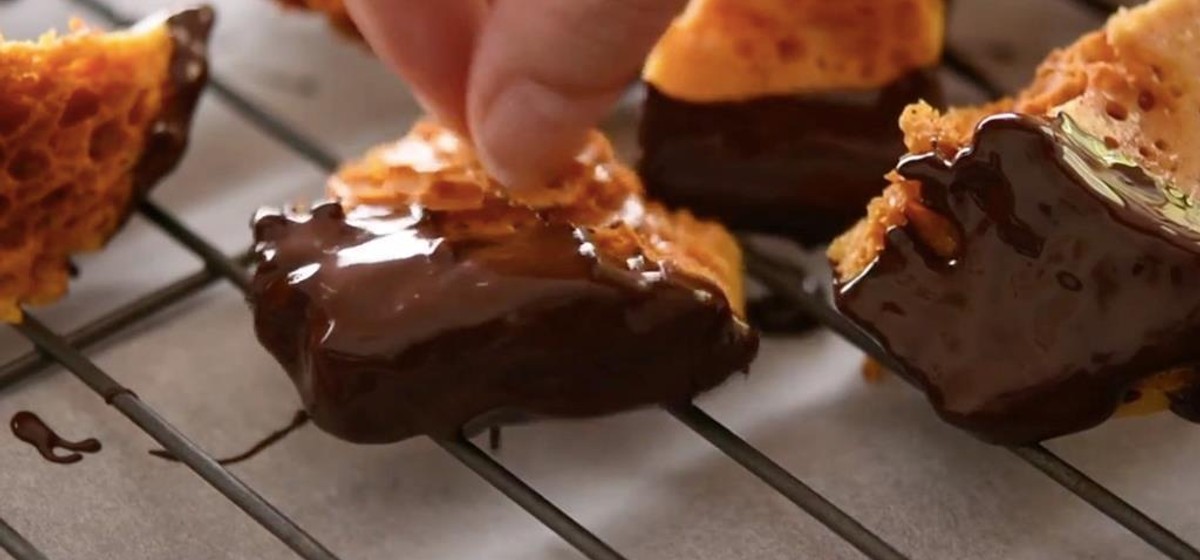 Easy Homemade Honeycomb Recipe | SideChef