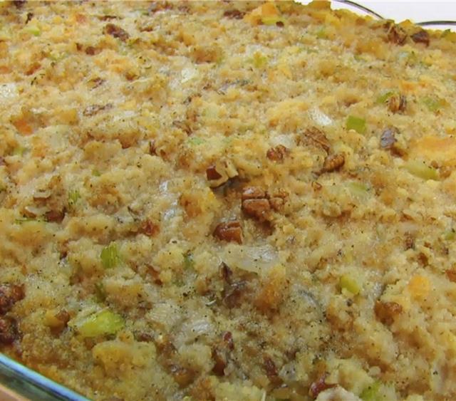Pecan-Sage Cornbread Dressing Recipe | SideChef