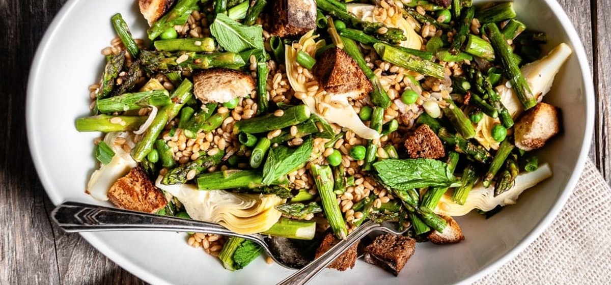 Fresh Spring Green Salad Recipe | SideChef